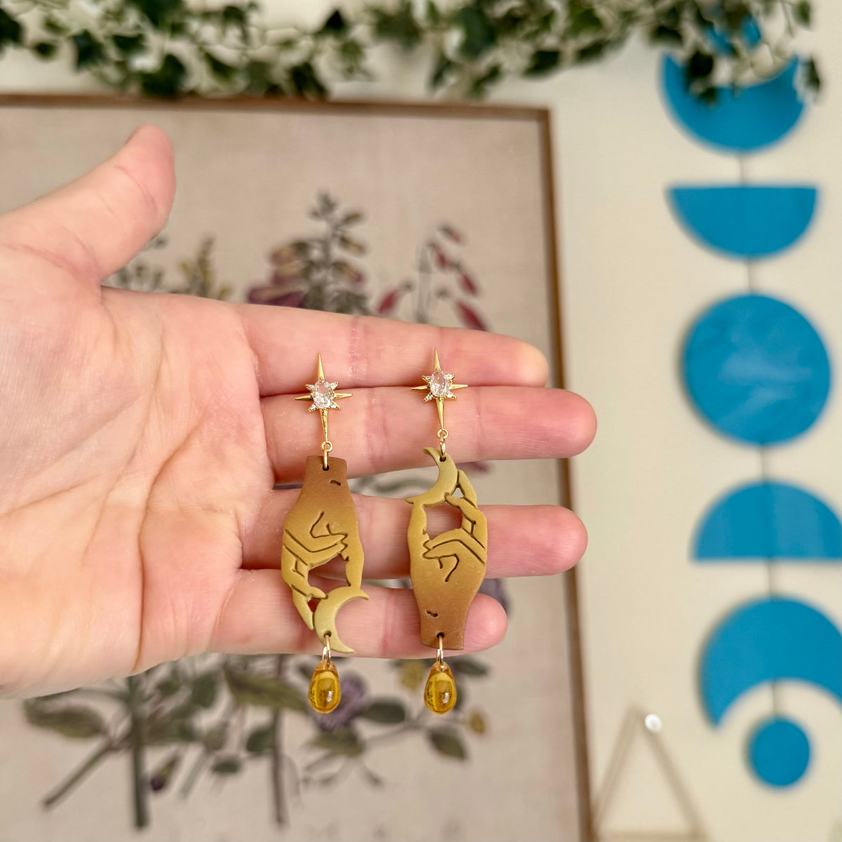 Celestial Hands in Goddess Complex – The Goode Karma Co.